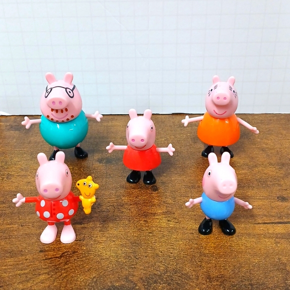 Hasbro | Toys | Lot Of 5 Peppa Pig Action Figures Play Set Toys Hasbro ...